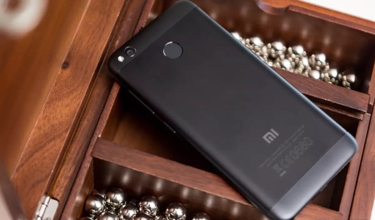 Xiaomi-k bitartekari uko egingo die eta Errusiako irudikapen ofiziala ireki du 10786_1