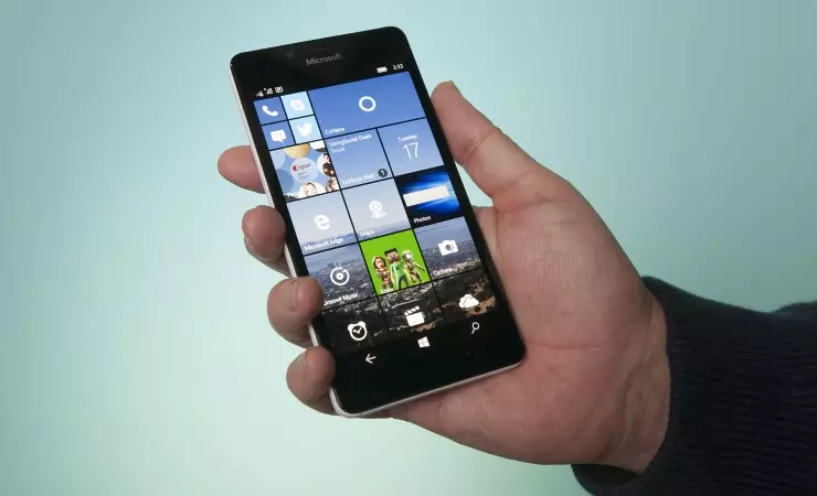 Windows 10 Mobile