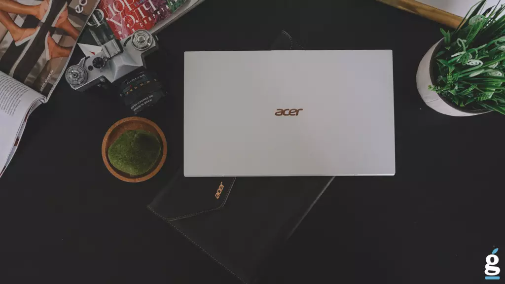 Acer SWIFT 7.