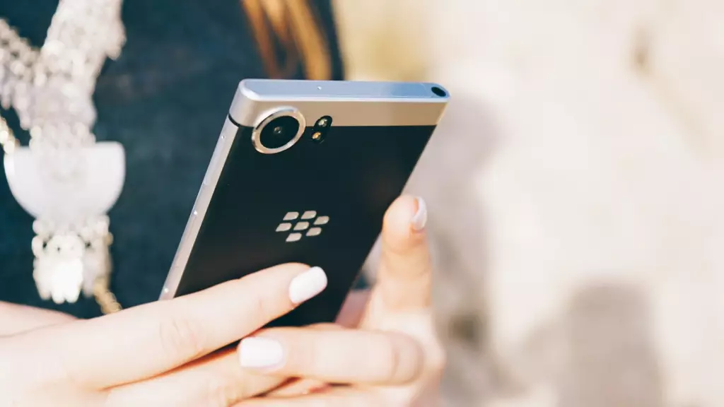 Navegar Blackberry Keyone