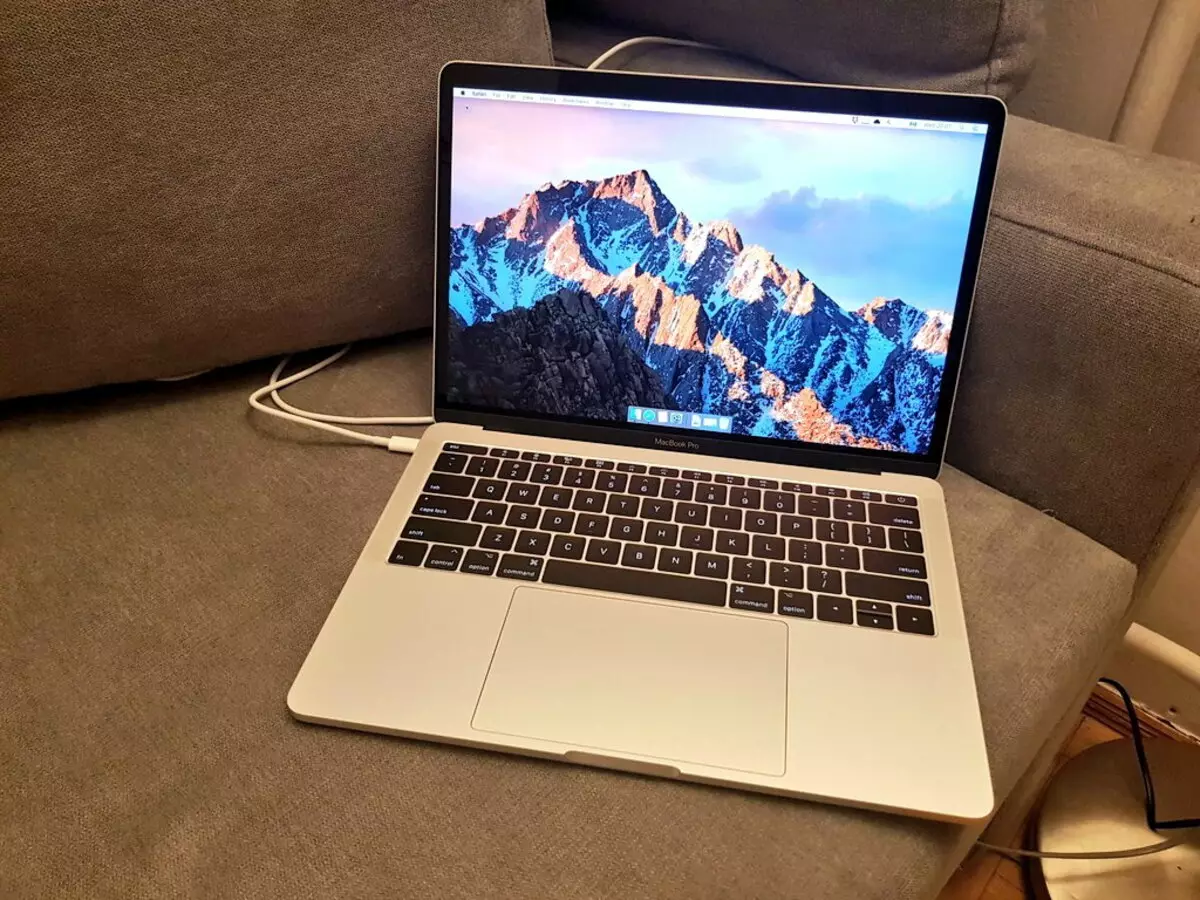 MacBook Pro 19.3 2017