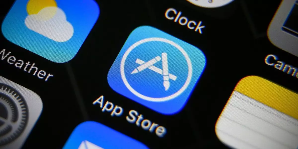 Fas novamente levará a App Store. O deputado do Estado Duma reclamou sobre as regras de acesso dos desenvolvedores russos para a loja.