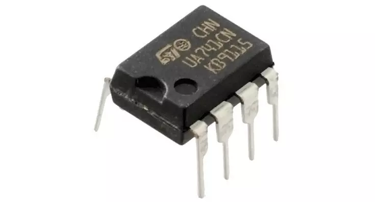 UA741-OPAMP.JPG.