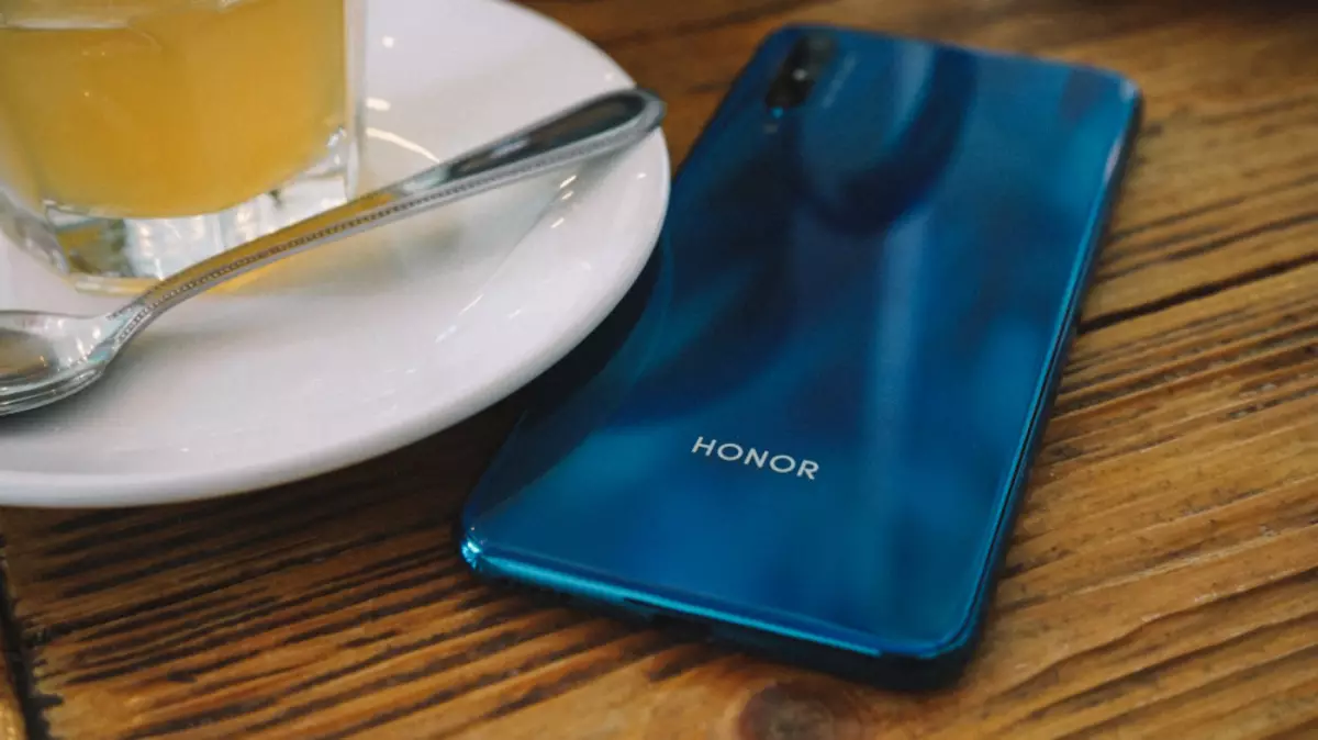 Honor 30i Overview - Excellent Choice for Your Money 14053_4