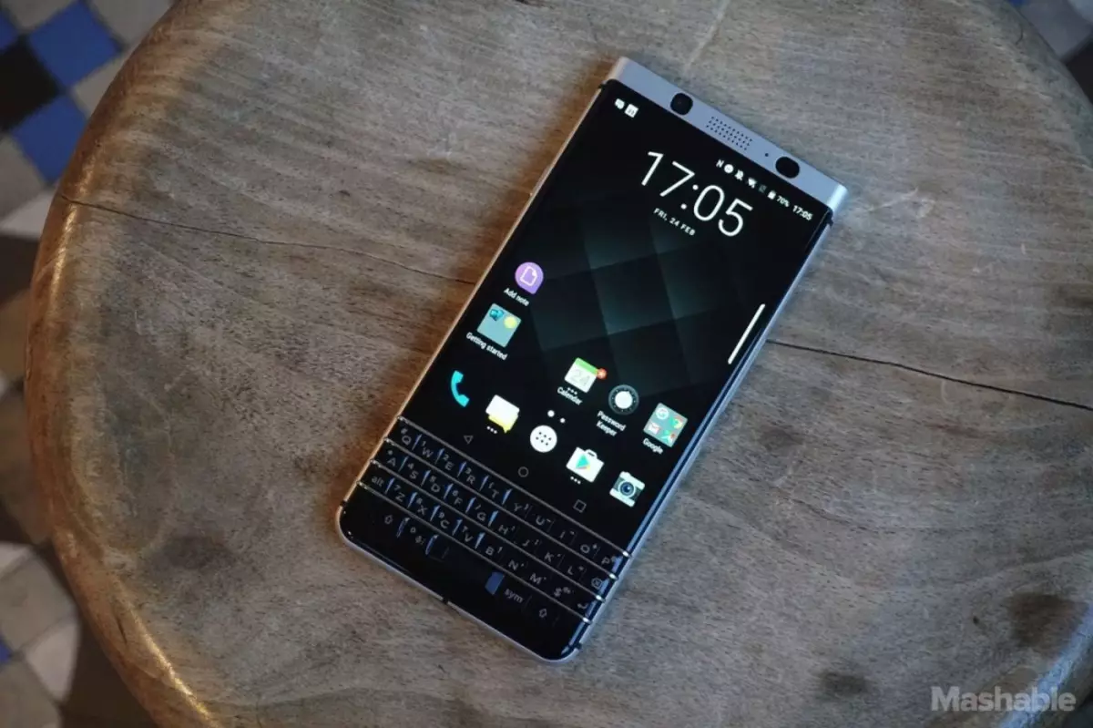 BlackBerry Keyone është paraqitur zyrtarisht 1406_2