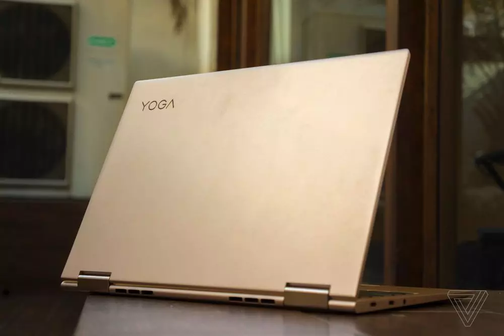 MWC 2018: Lenovo представила нові ноутбуки-трансформери Yoga 730 і 530 14119_3