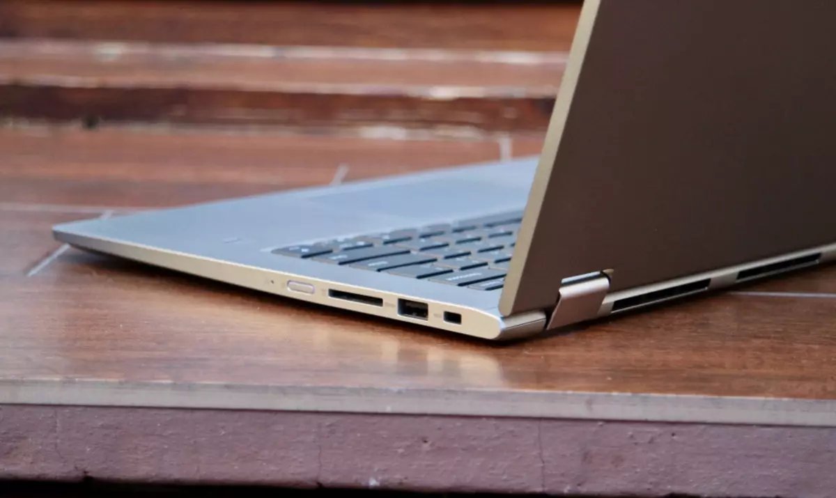 MWC 2018: Lenovo представила нові ноутбуки-трансформери Yoga 730 і 530 14119_9