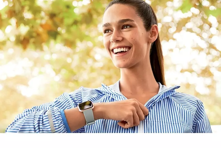 产品的产品：可用和美丽的智能手表Fitbit Versa 14616_4