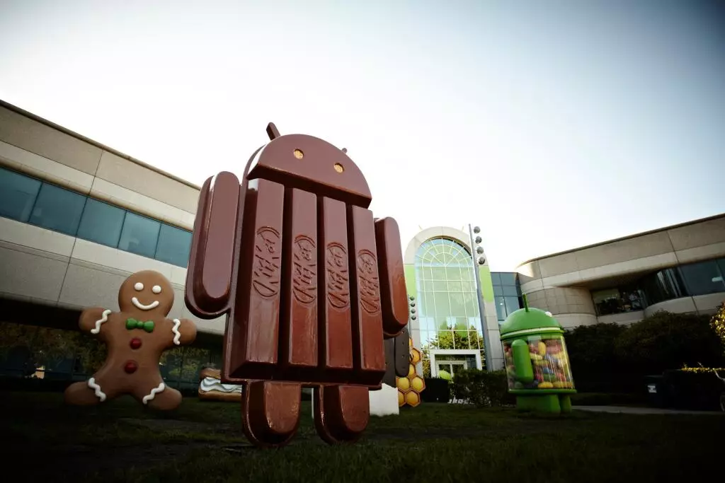 Android 4.4 KitKat.