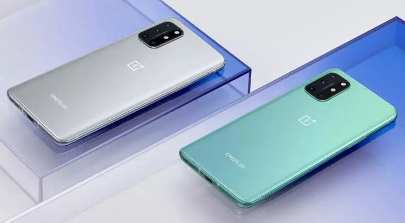 OnePlus 8t.