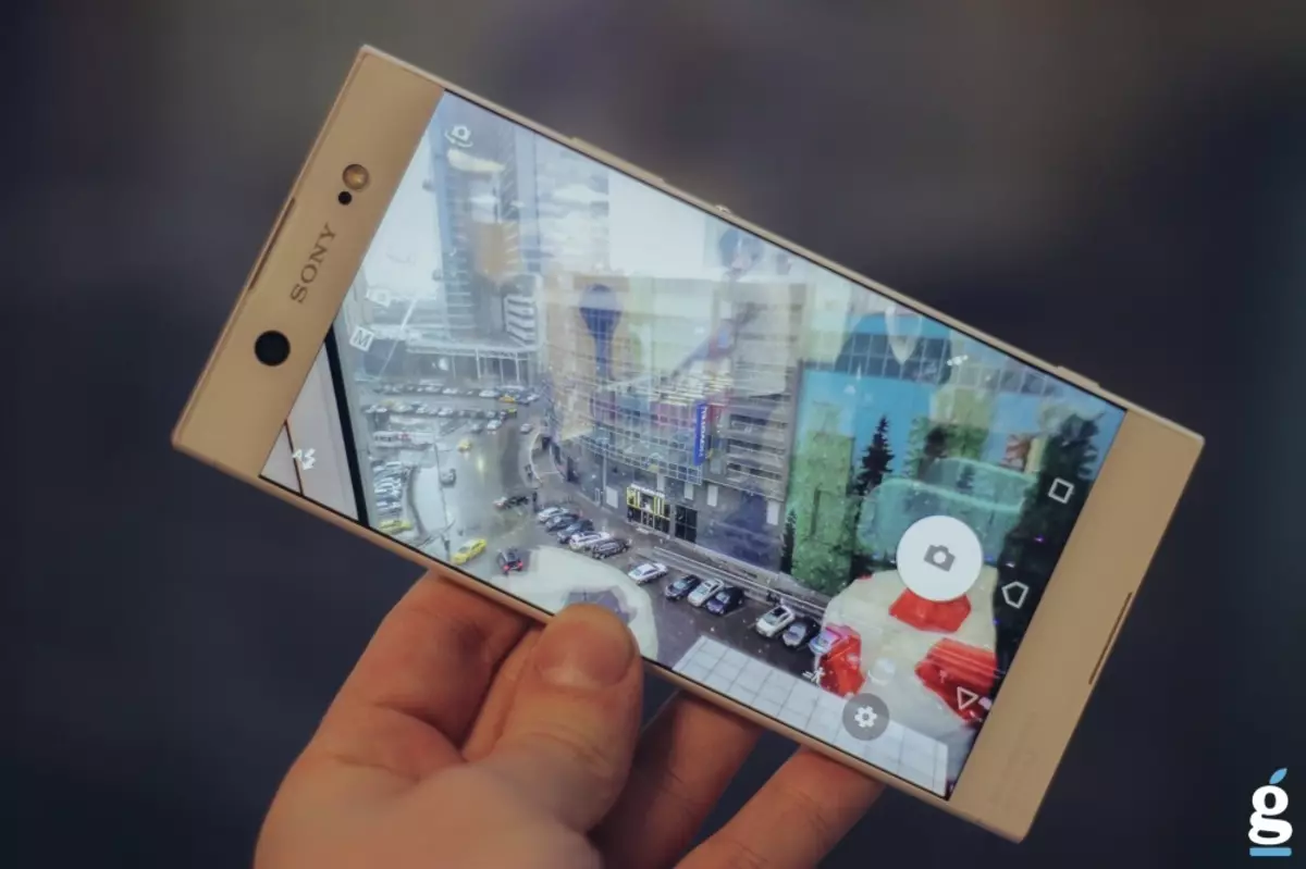 Pisanan Deleng ing Sony Xperia XA1 lan XA1 Ultra: Karakteristik, Fitur, Galeri Foto 1536_21