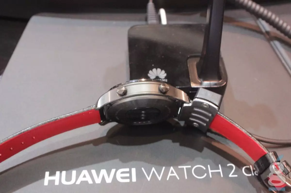 Πρώτη ματιά στο Huawei Watch 2 και παρακολουθήστε 2 κλασικά 1555_6