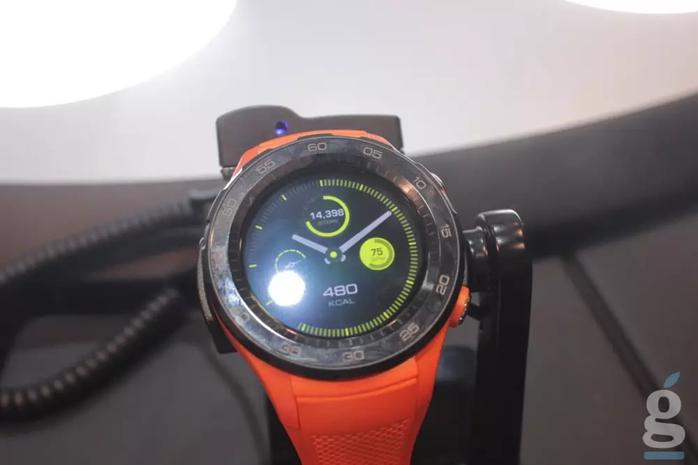 Πρώτη ματιά στο Huawei Watch 2 και παρακολουθήστε 2 κλασικά 1555_7