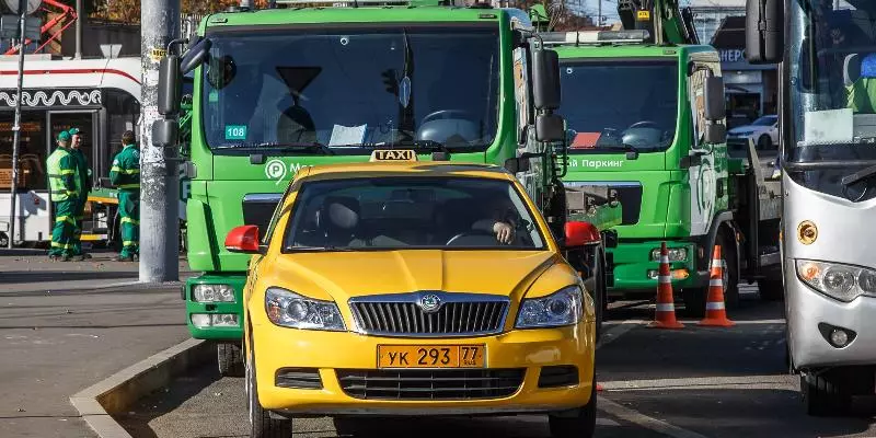 O taxi en Moscova pode facerse máis caro, pero máis seguro