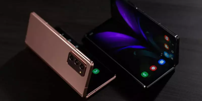 Galaxy Z fold2.