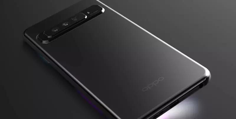 OPPO.