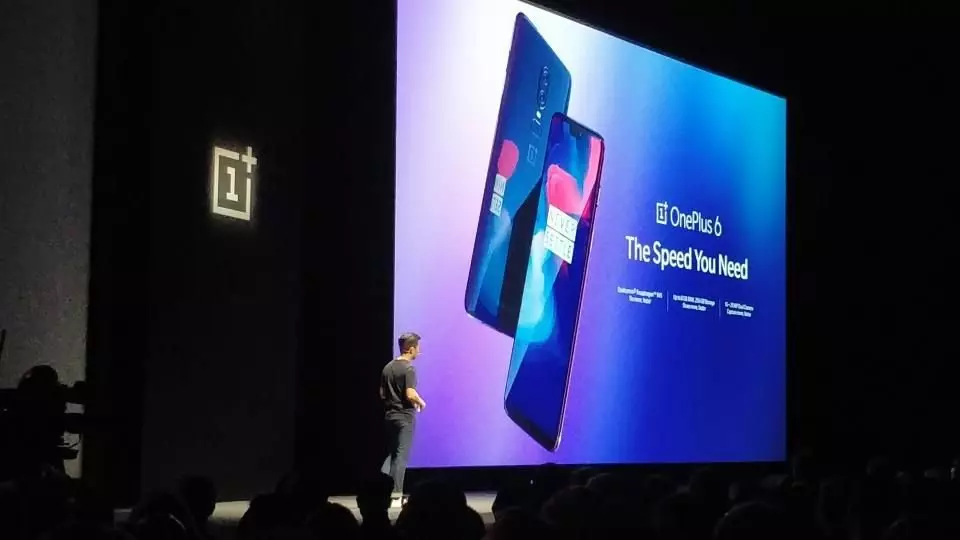 Smartphony oneplus nie sú zlé. Ale prezentácia je nočná mora 17571_4