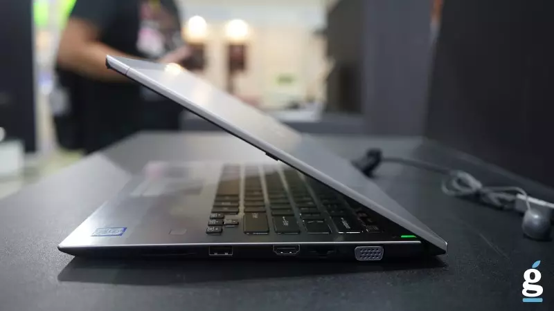 Vaio S11 u S13 - Laptops kumpatti bi proċessuri tal-qalba Intel tat-tmien ġenerazzjoni 18218_13