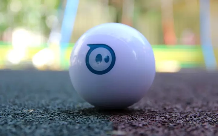 Sphero 2.0 සමාලෝචනය