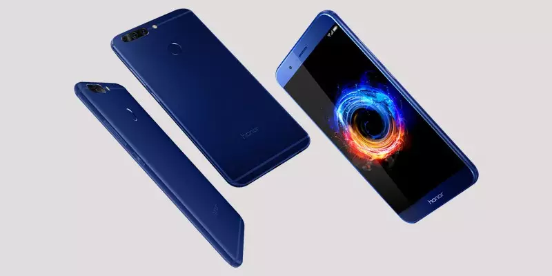 státní zaměstnanci Huawei lepší než Samsung. Zajali Rusko 19519_1