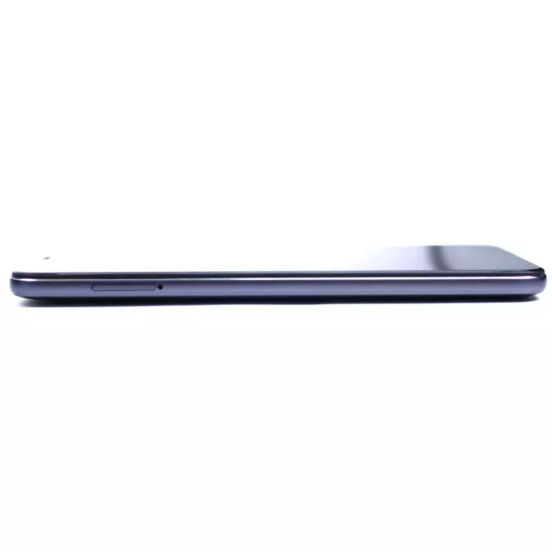 Smartphone מסתורי Xiaomi Pocophone F1: תמונות, תכונות ומחיר 20968_5
