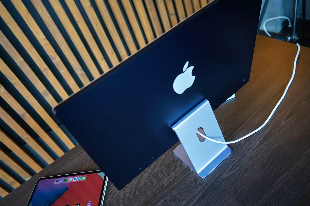 ទិដ្ឋភាពទូទៅនៅលើ iMac M1: ក្រុមហ៊ុន Apple ក្នុងឆ្នាំ 2021 ថ្មីបំផុត, មិនបានសូម្បីតែជជែកតវ៉ា 215_15