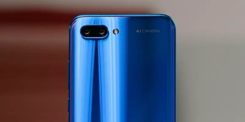 Honor 10.