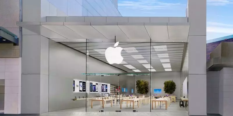 Apple izongera garanti imyaka itatu muri Espanye. Nigute mu Burusiya? 22493_1