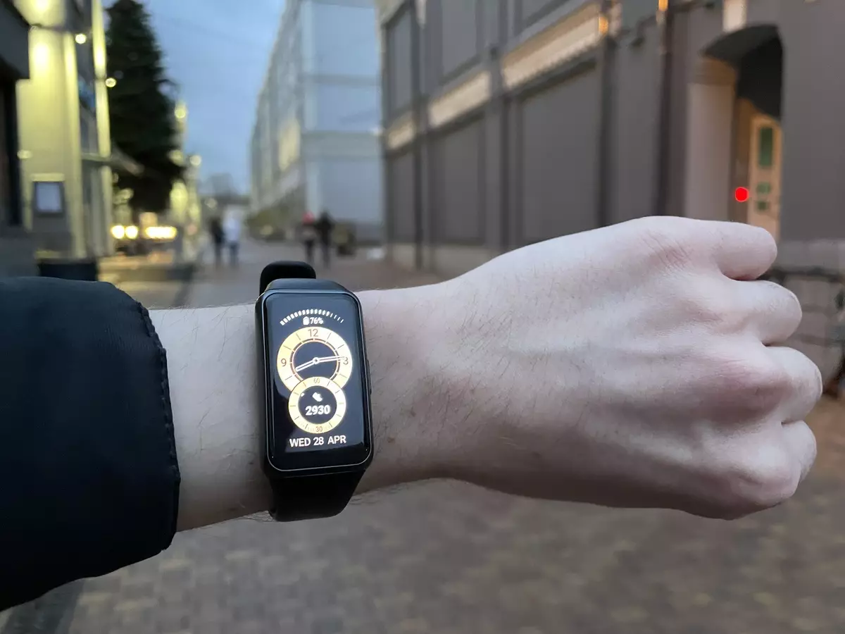 Huawei Band 6 Review: Fitness tracker intelligens óra design. Funkcionálisan jobb voltam? 22597_4