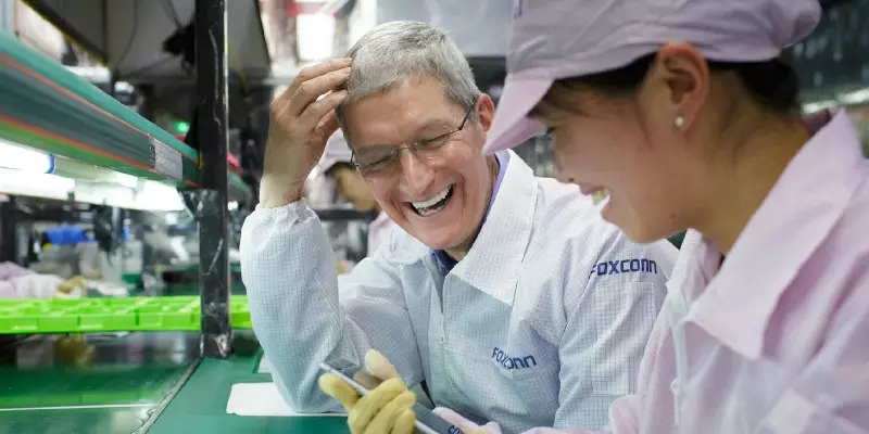 Tim Cook.