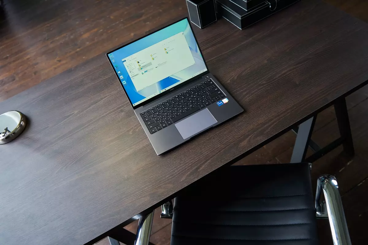 Huawei Matebook 14 Pregled: Zašto je to profesionalniji laptop od MacBook zraka? 23868_10