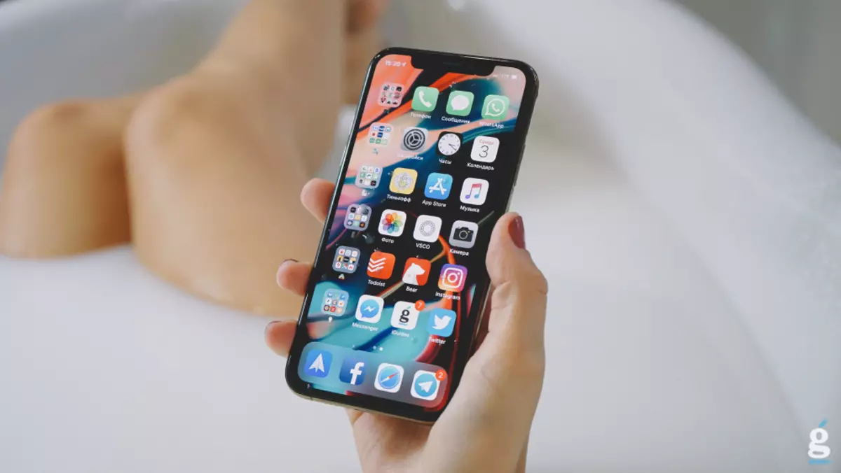 Waarom die iPhone XS is die enigste status smartphone. En waarom dit nie waar is nie 24174_13