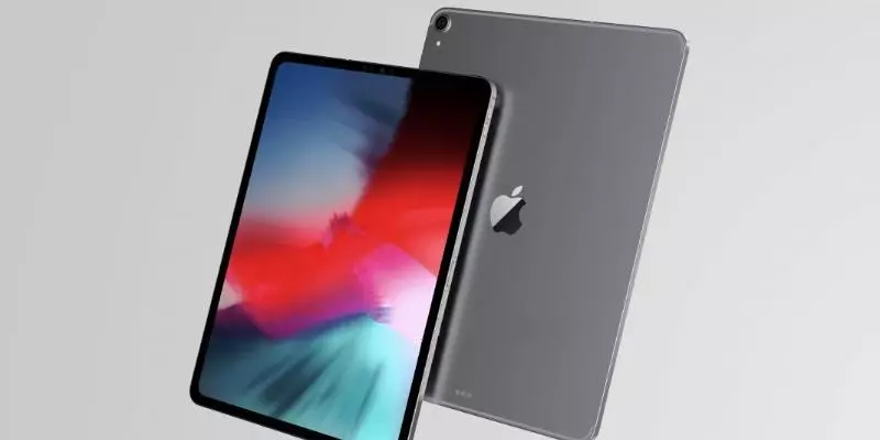 ipad Pro: qirla'aanta iyo cufnaanta. Aragtiyaha ugu horeeya ee sahaqadaha 24597_1