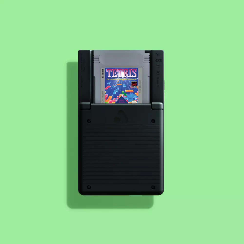 Umkhiqizo Wosuku: Poluble Consololue Pocket for Running Retro Games ngama-cartridge 2473_10