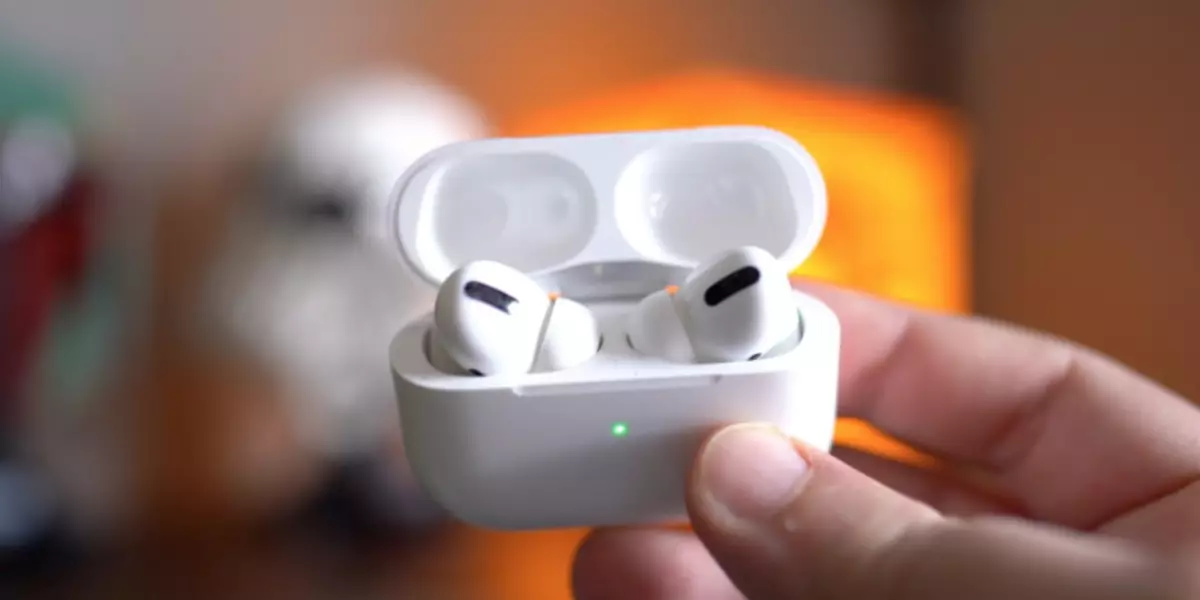 Airpods Pro.