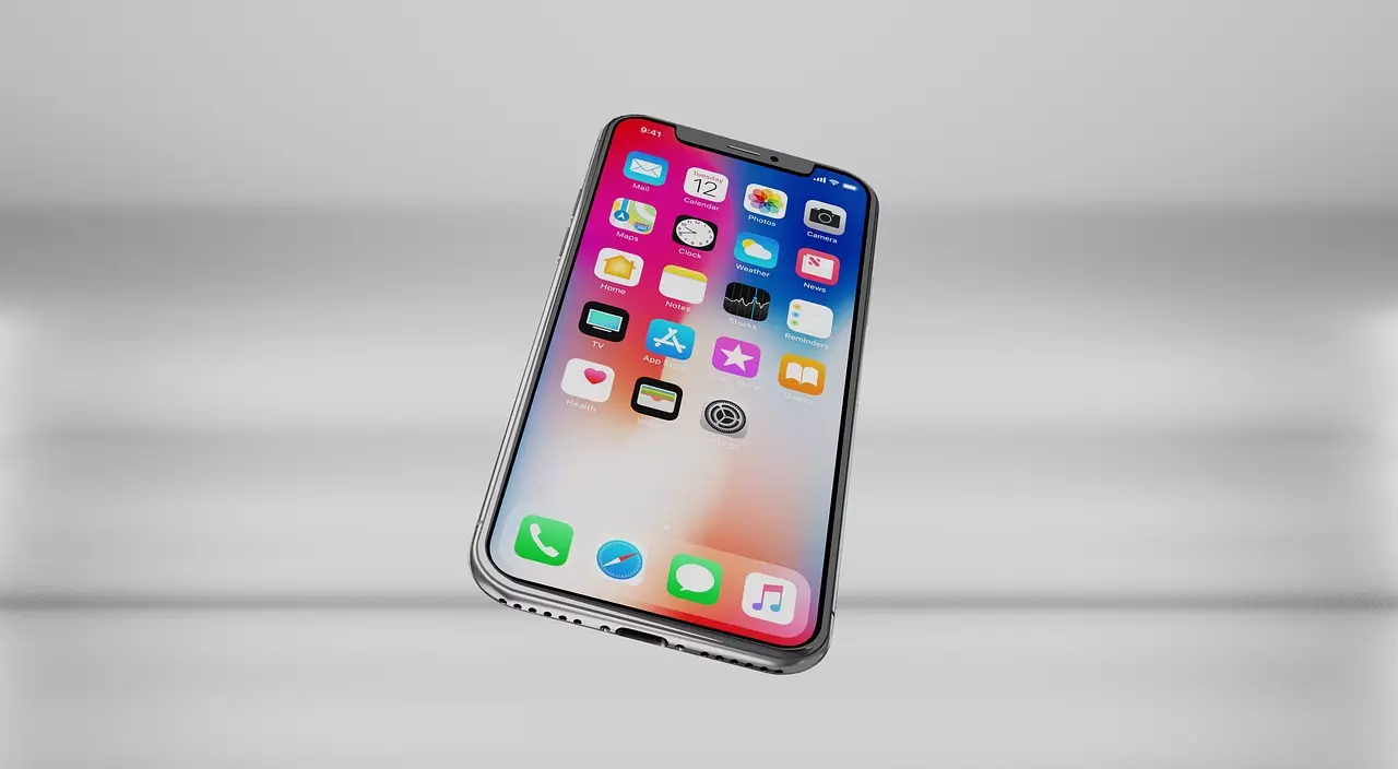 Ibinalik ang iPhone X at dapat i-save ang Apple. Ano ang ibig sabihin nito? 25496_2