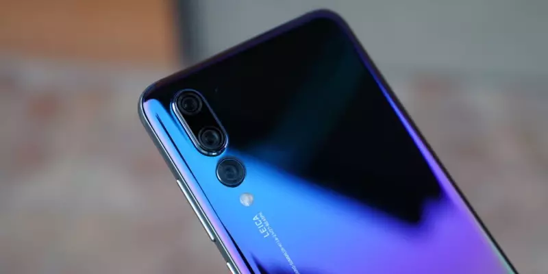 Huawei ha e na taba le tsamaiso ea ts'ebetso ea Serussia