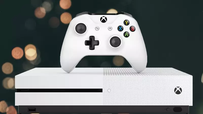 Xbox One S.