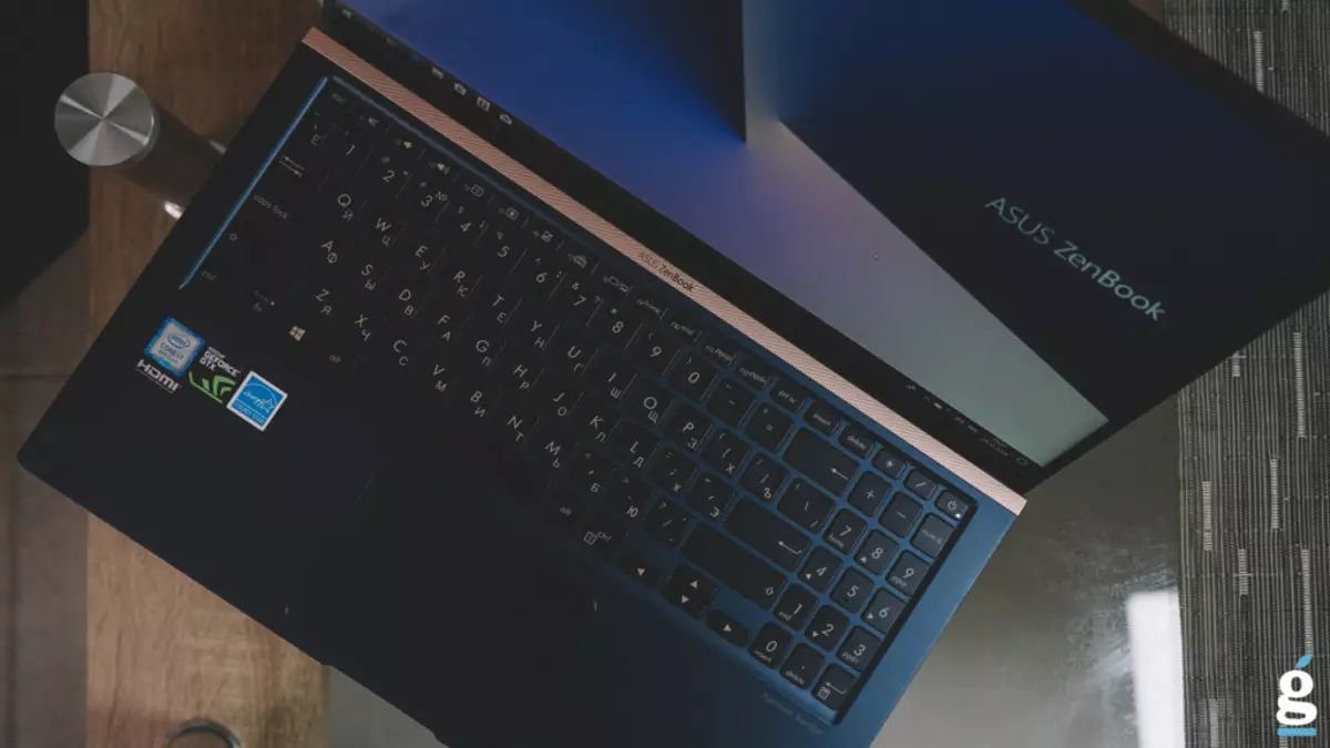 আসুস Zenbook 15 সংক্ষিপ্ত বিবরণ