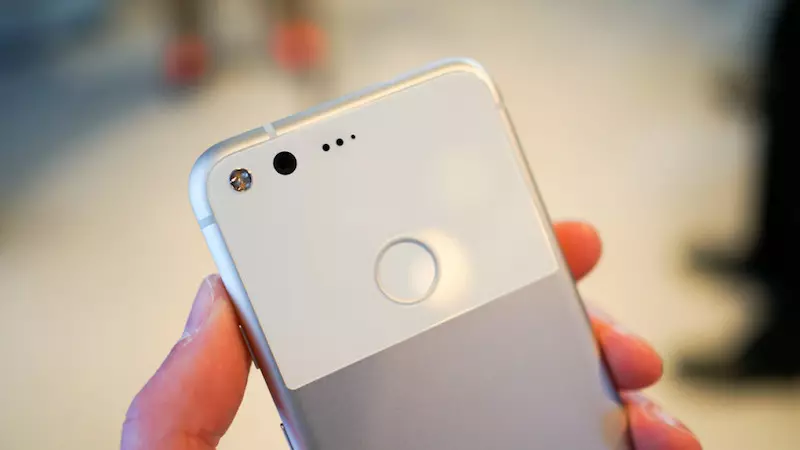 Google Pixel is the most unreliable smartphones. Here's how they tormented users 2681_2