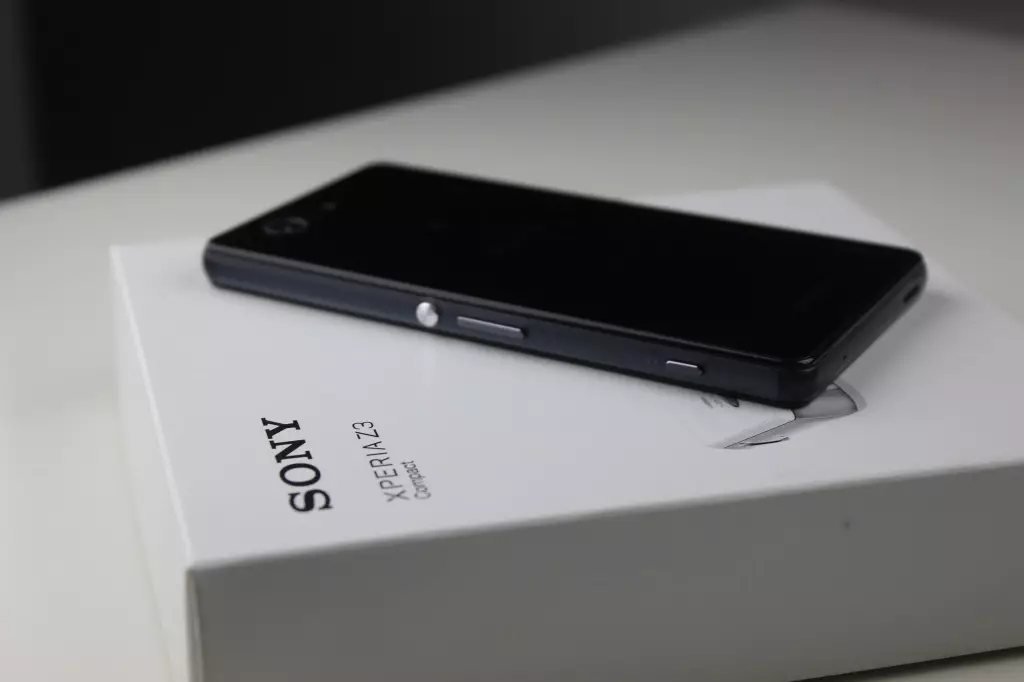 سونی Xperia Z3 کمپیکٹ