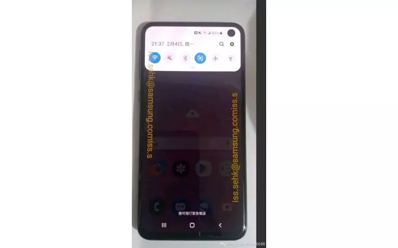 Kebocoran terbesar Samsung Galaxy S10E. Sekarang semuanya diketahui tentang telefon pintar. 27295_4