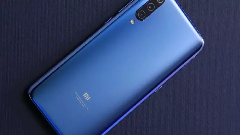 Xiaomi skyrius parodė naują pavyzdinę išmanųjį telefoną MI 9 27478_7