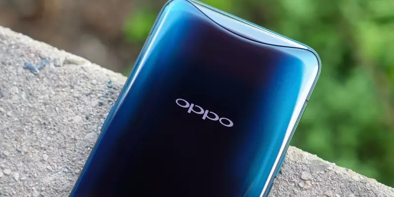 OPPO gab ein Smartphone mit einem 10-fachen Zoom und 5G bekannt