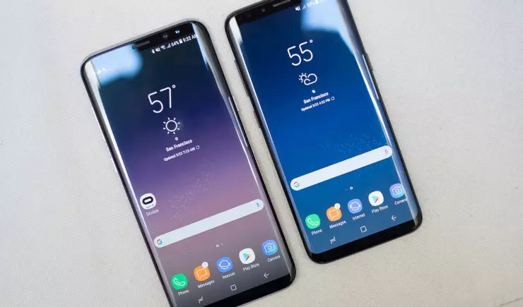 Microsoft будзе прадаваць уласныя версіі Samsung Galaxy S8 і S8 +