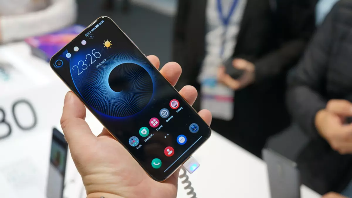 MWC 2019: Smartphones da marca Hisense 27781_4