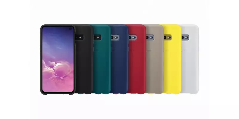 En Rusia, las ventas de teléfonos inteligentes comenzaron Galaxy S10 28000_10