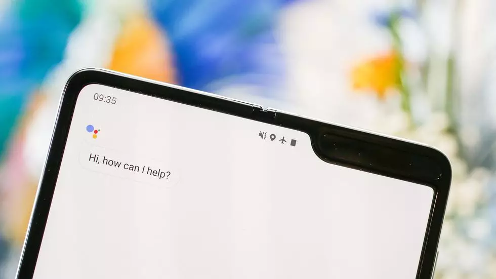 De eerste beoordelingen van Samsung Galaxy Fold: Wat hebben critici over dit wonder? 29072_8