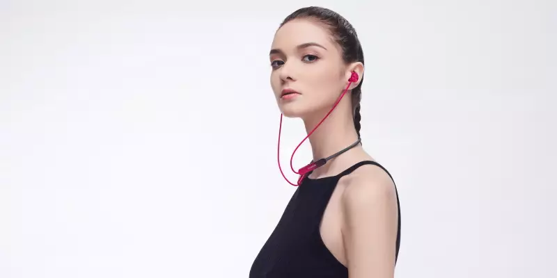 Honor introduced in Russia Bluetooth Headphones Honor Sport Pro