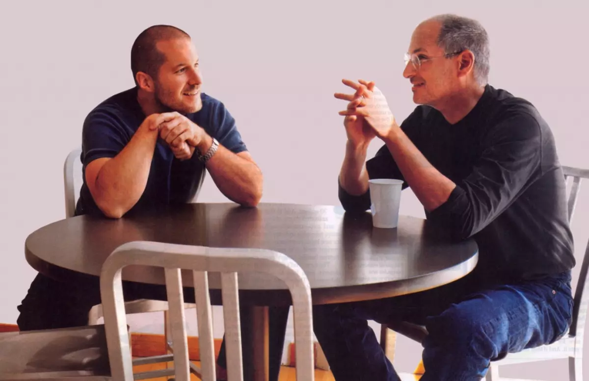 Joni AIV i Steve Jobs